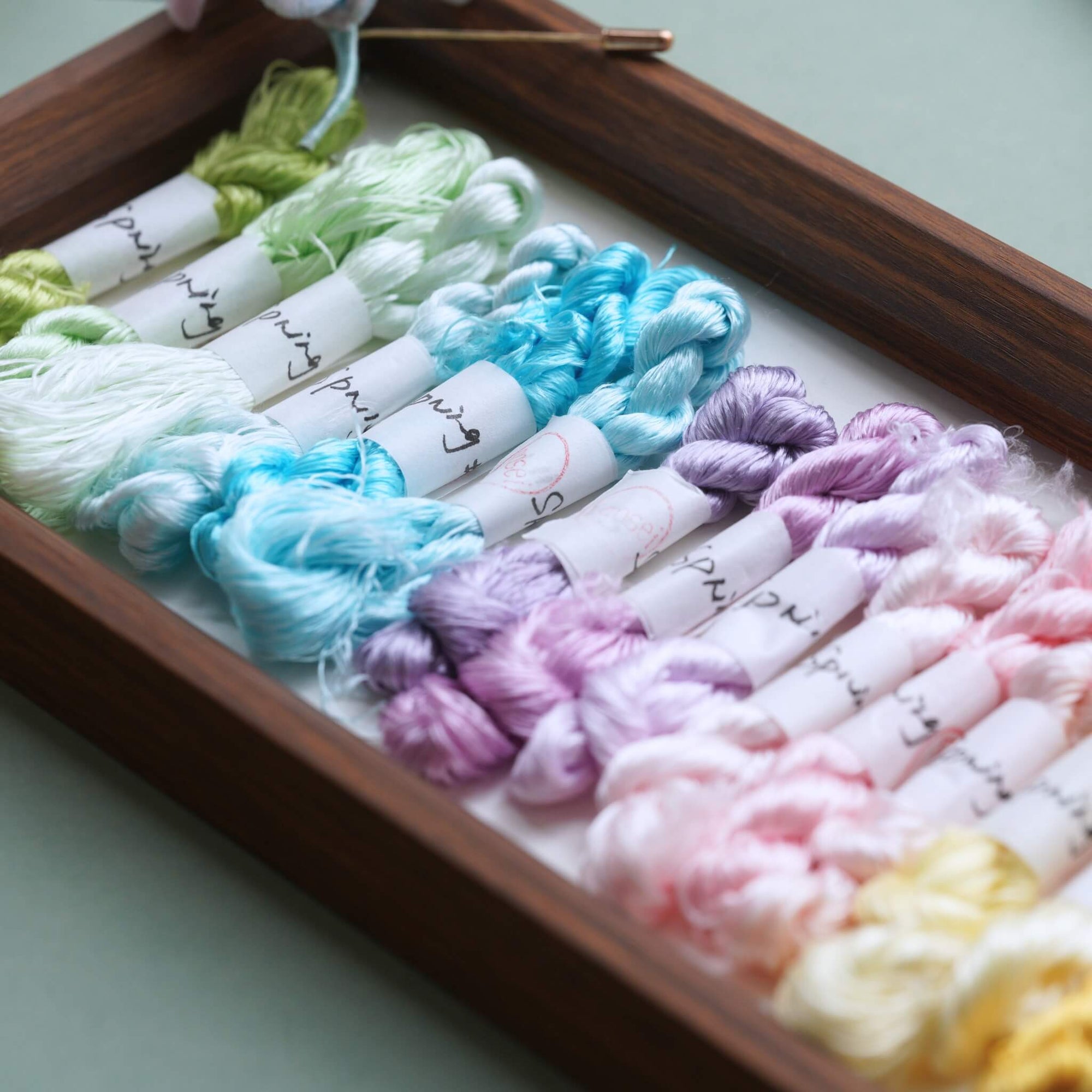 Untwisted Mulberry Silk Threads| Spring | Ronghua Materials